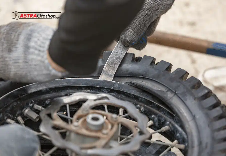Mengenal Lebih Dalam: Apa itu Ban Tubeless? | AstraOtoshop.com