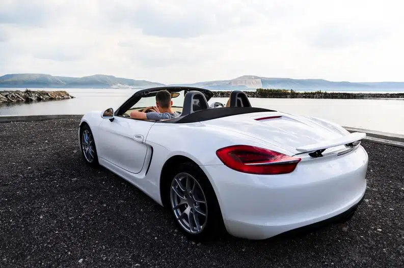 Apa Itu Mobil Convertible? Kenali Tipe Mobil Atap Lipat | AstraOtoshop.com