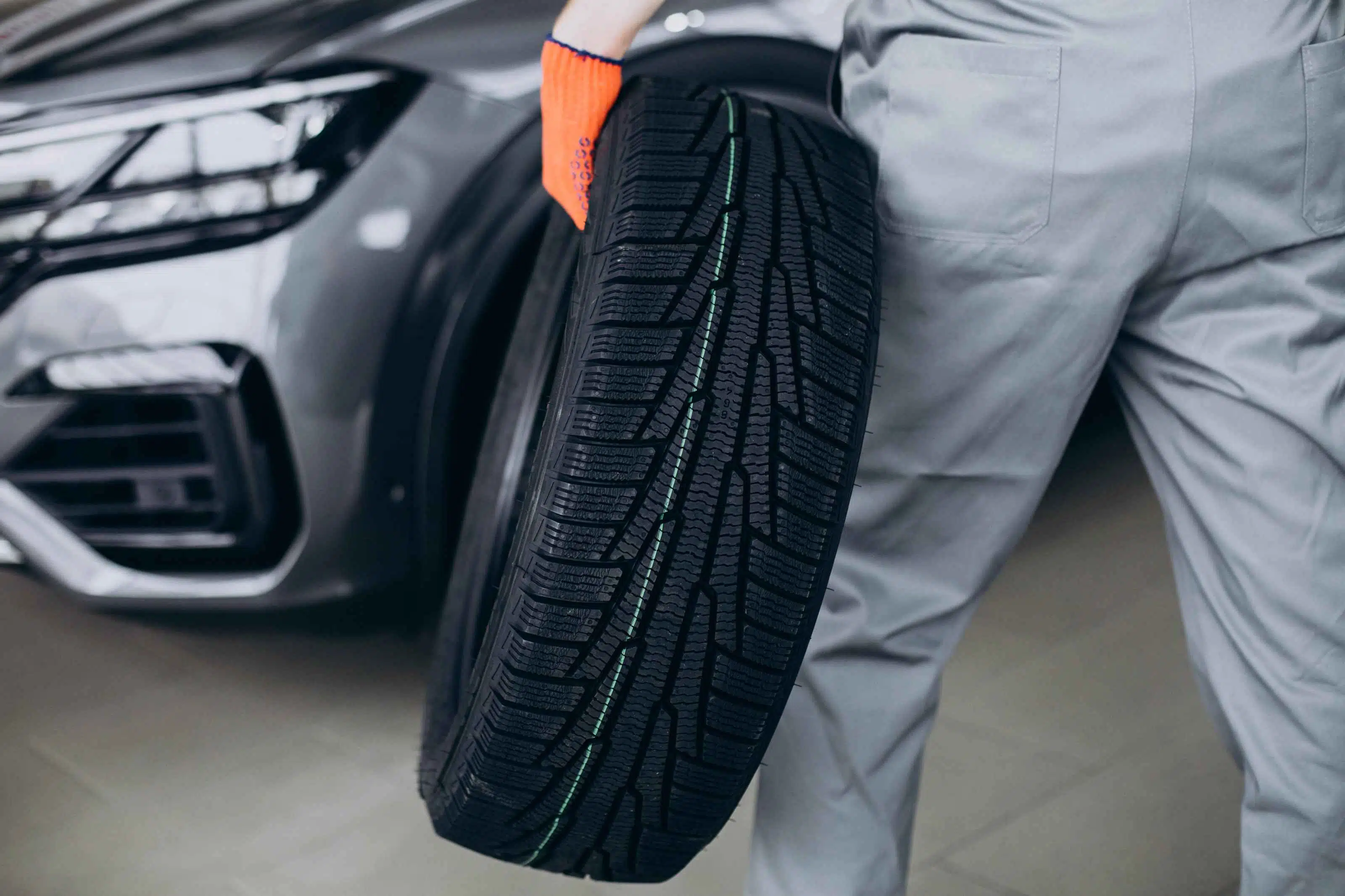 Daftar Harga Ban Mobil Dunlop Februari 2026: Awet, Senyap, dan ...