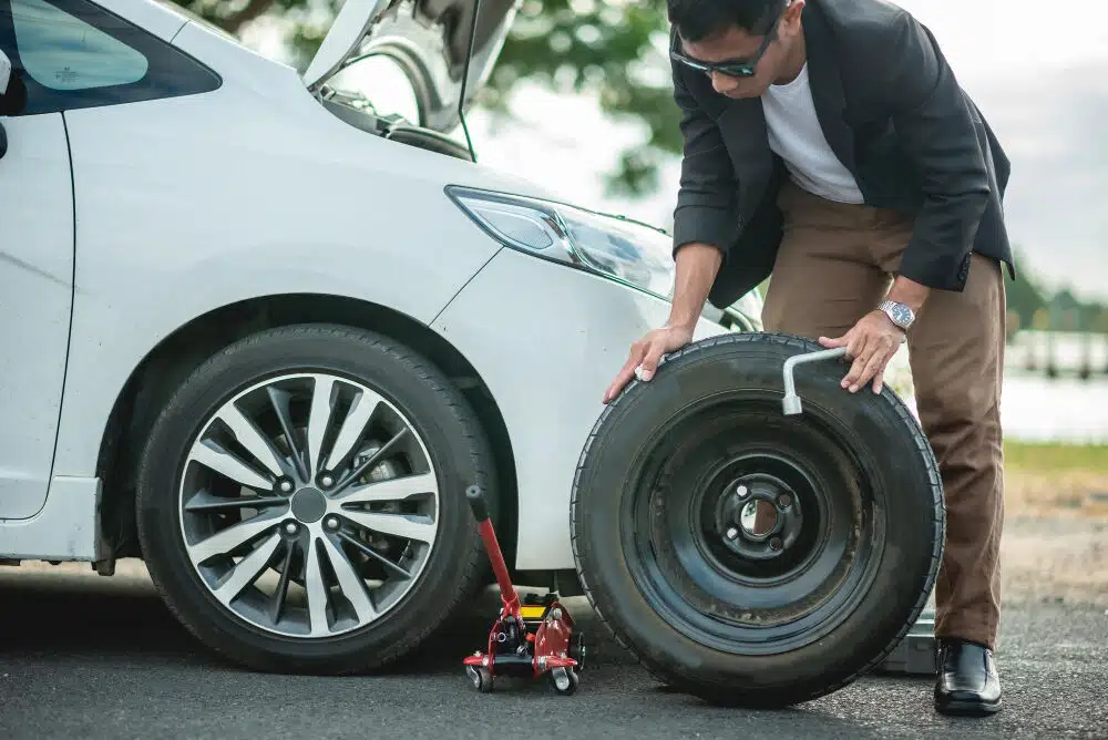 Ban Bocor Karena Ban Dalam Terlipat? Cari Tahu Penyebabnya ...