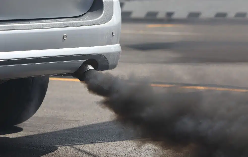 Kenali 6 Ciri-ciri Knalpot Mobil Bocor dan Dampaknya | AstraOtoshop.com