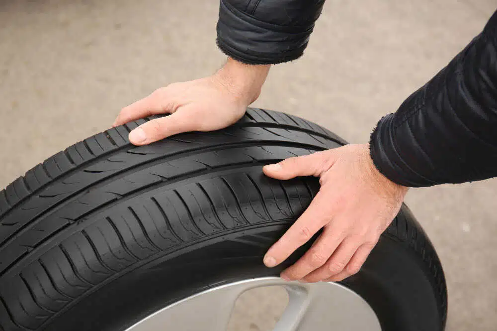 Penting! Ketahui Bagian-Bagian Komponen Ban Tubeless | AstraOtoshop.com
