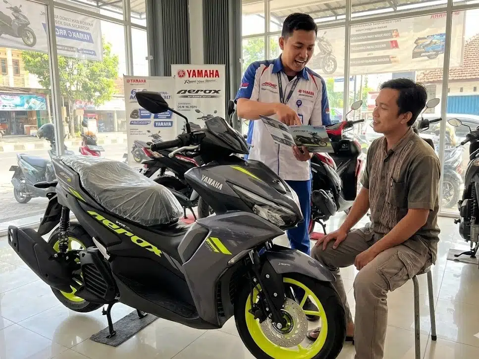 Kredit Motor Yamaha Aerox 2025: Simulasi Cicilan Murah, Cek Kisaran ...