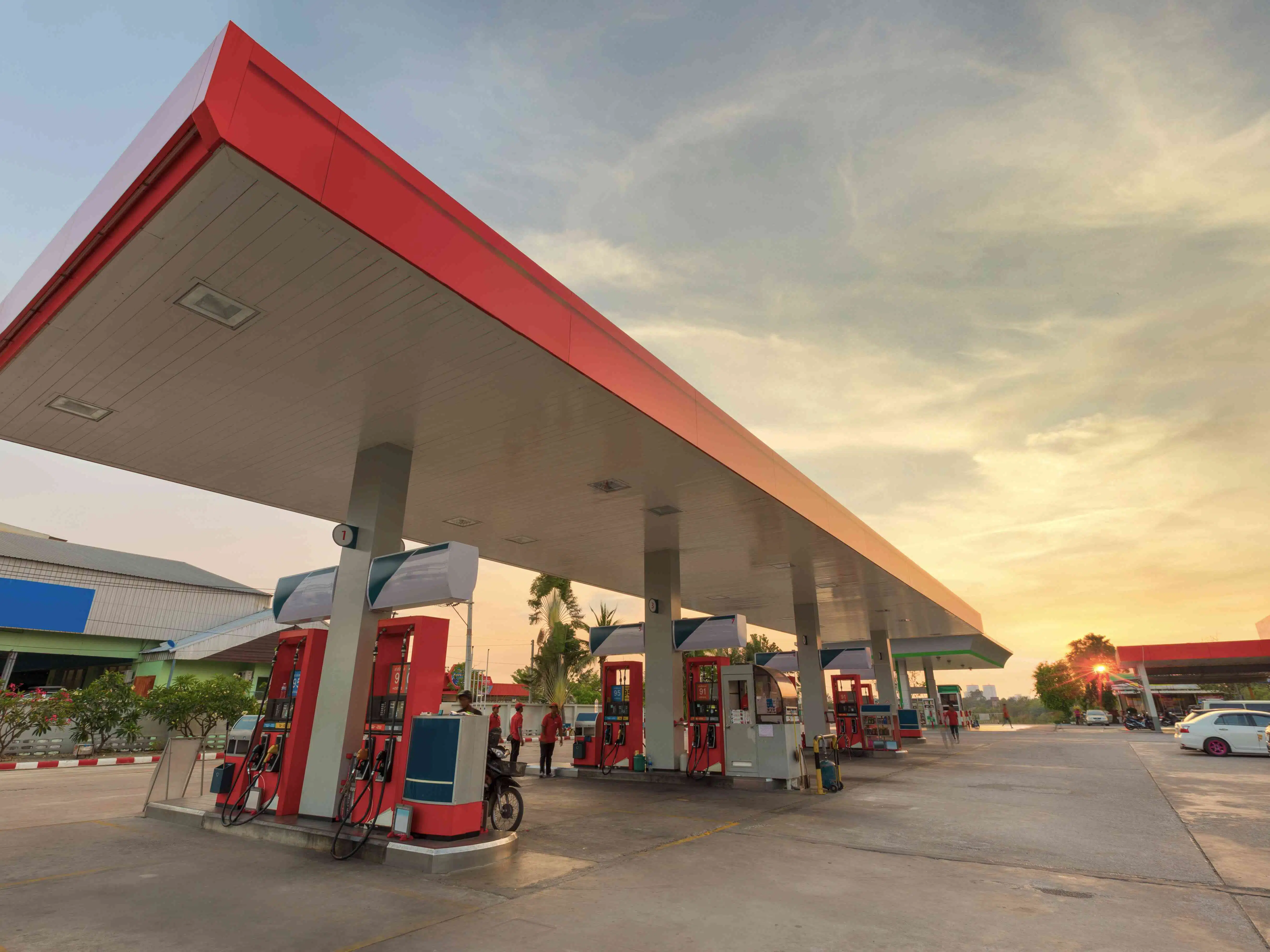 Mengenal SPBU Pertamina, Perbedaan 3 Warna, Kode, dan Biaya Franchise ...