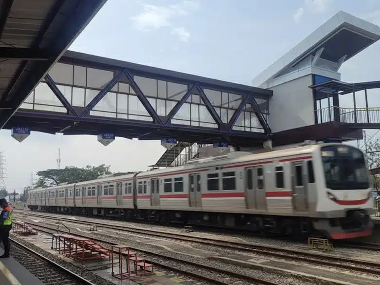 Stasiun Gedebage Bandung: Rute, Jadwal, dan Fasilitas Terbaru untuk ...